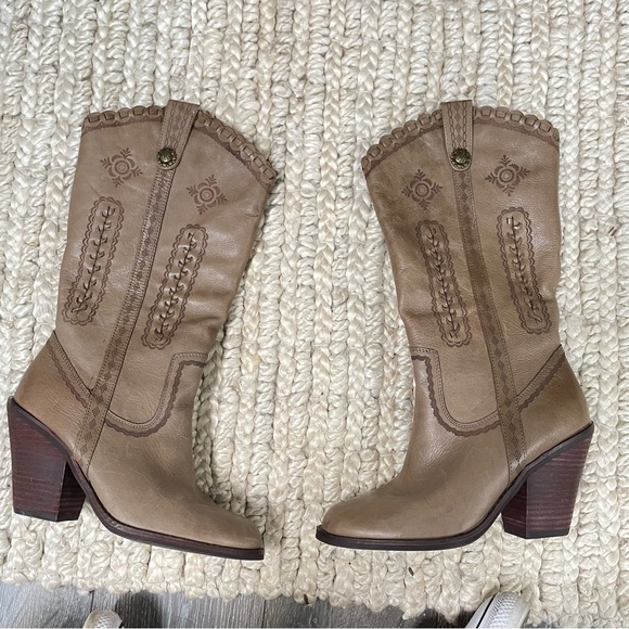 Very Volatile | Shoes | Very Volatile Womens Cowgirl Boots Leather ...